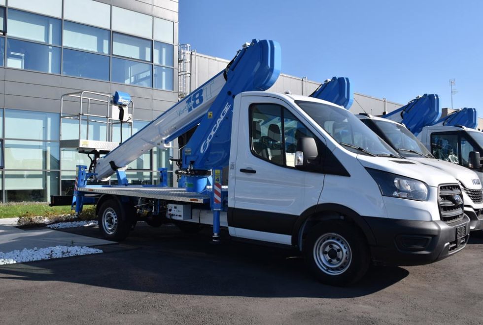 Telescopic aerial platform 18T SPEED, compact urban solution.